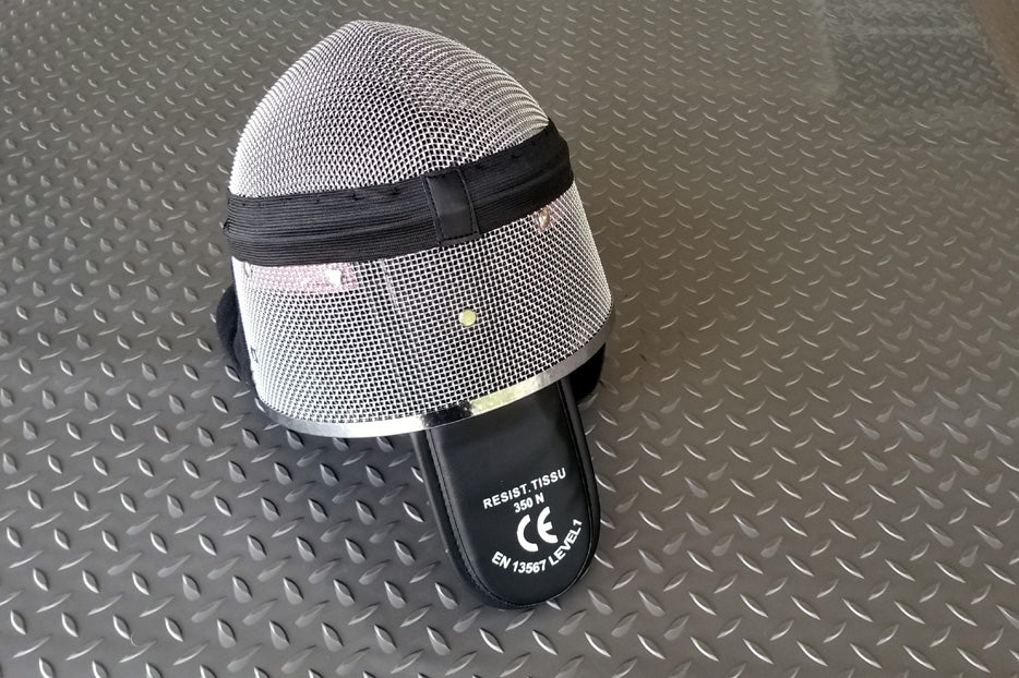 Dueling Mask – Crimson Dawn®